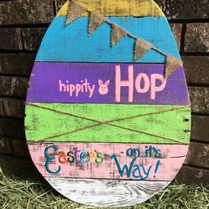 Easter's on It's Way Pallet Wood Egg Sign / Easter Sign / Spring Sign ...