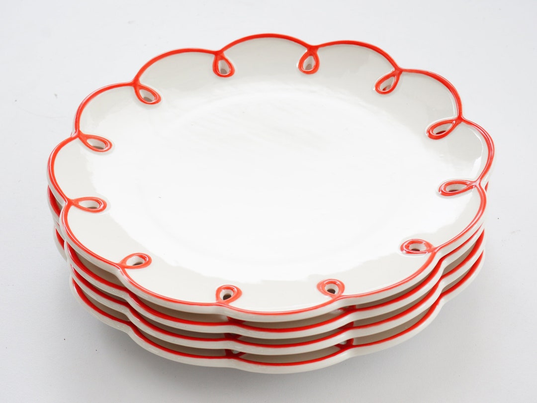 Set of 4 Doily Trim Plates - Etsy