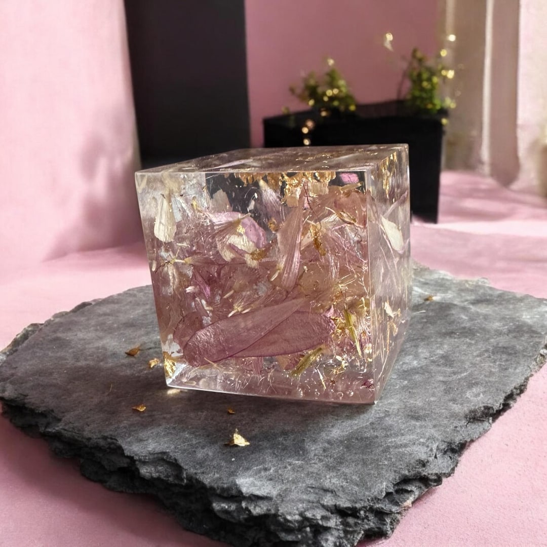 Custom Flower Preservation Cube: Resin Memorial Decor, Grief Gift - Etsy