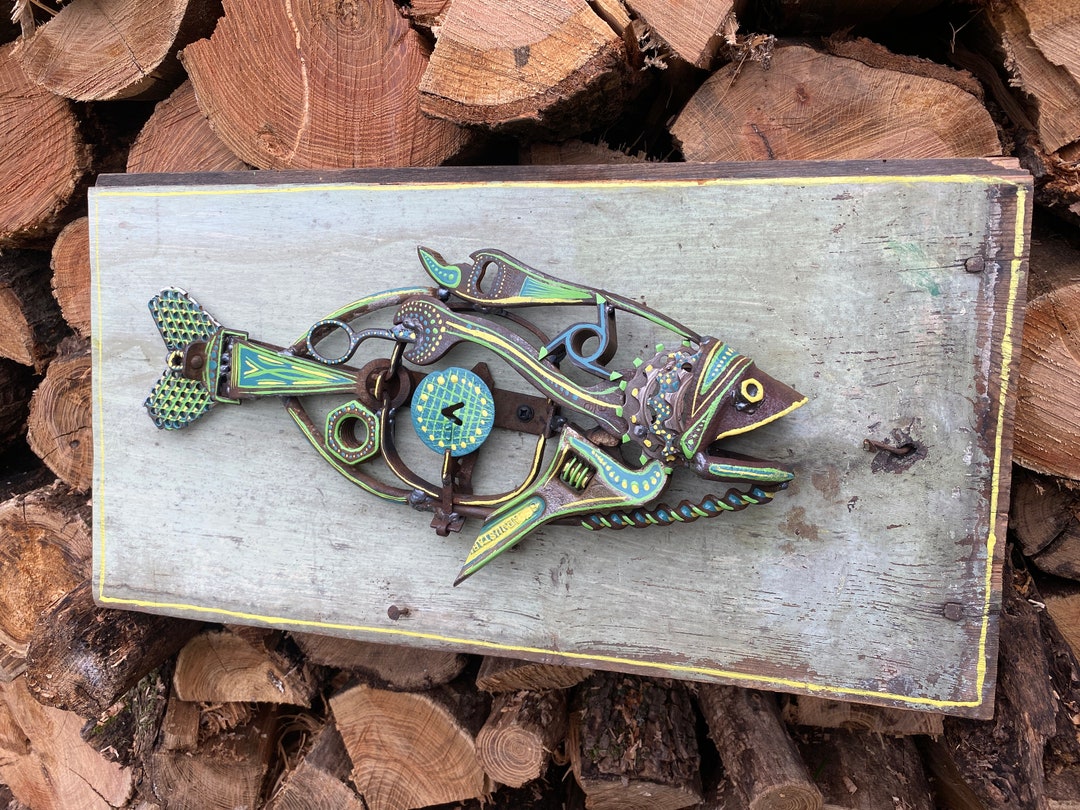 Scrappie the Crappie - Rustic Wall Mount - Etsy