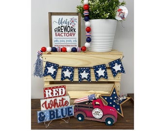 Patriotic Tray Decor...4th of July Decor...red White and Blue...tray ...