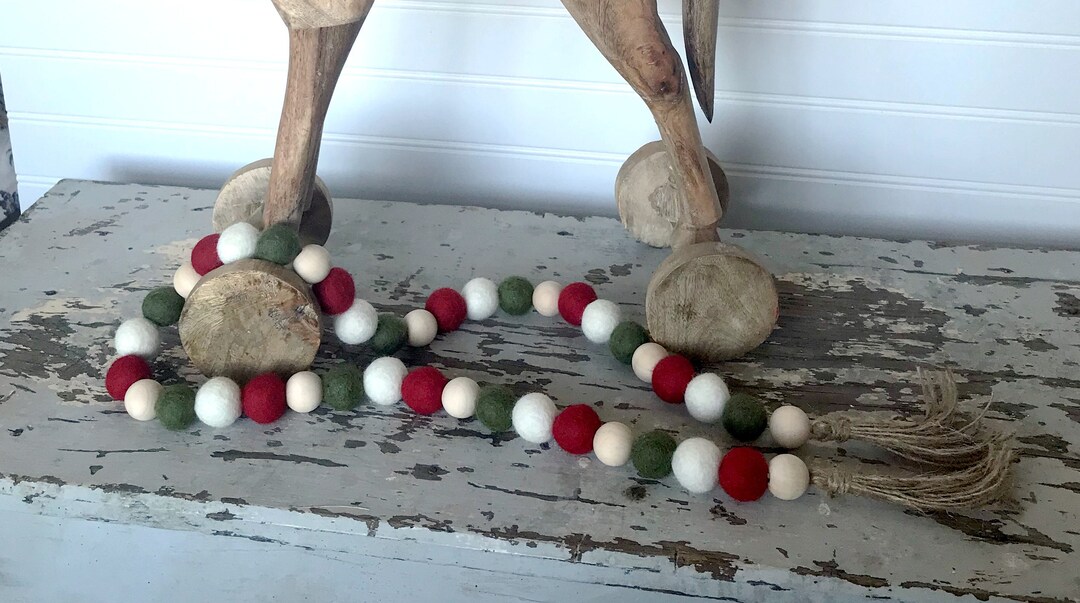 Felted Wool Farmhouse Style Decorative Garland Red/white/green ...