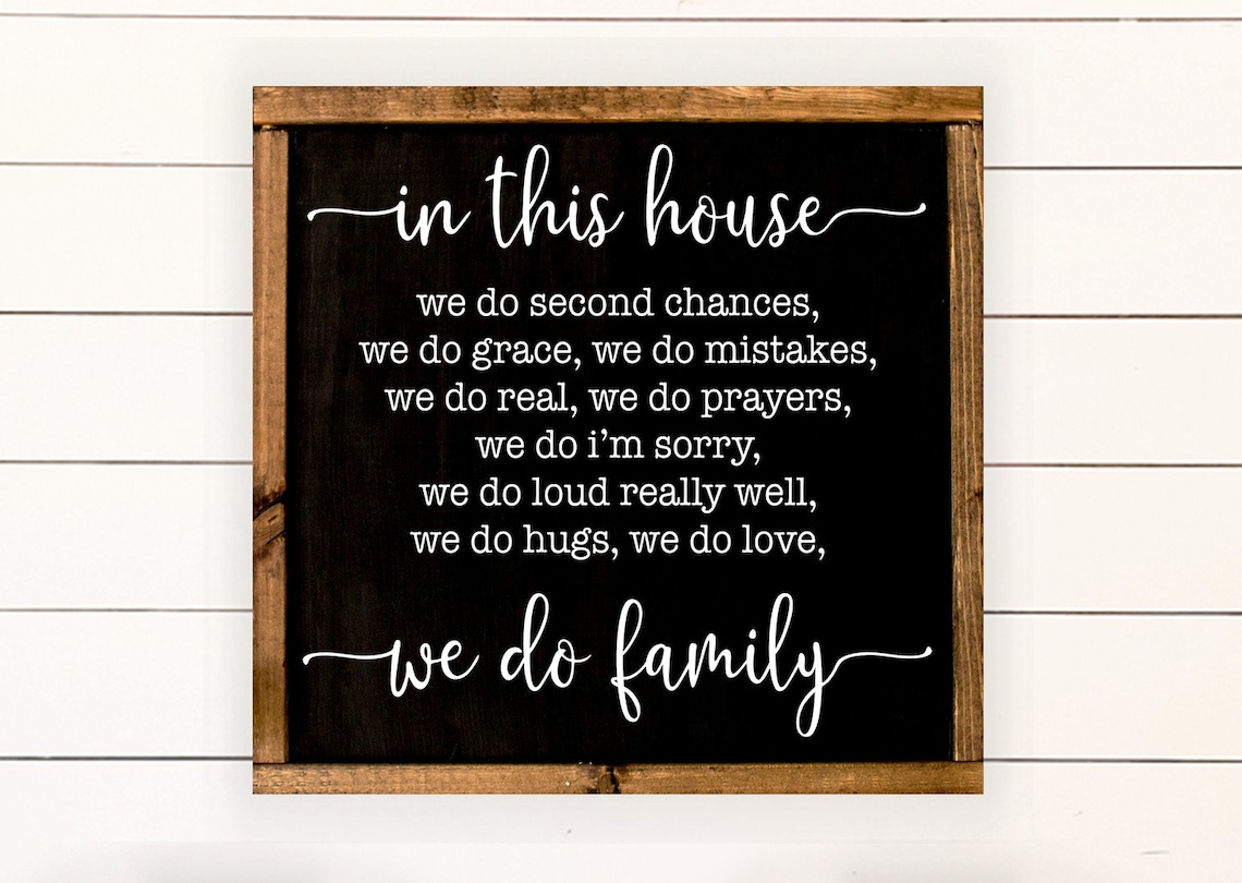 In This House Farmhouse Sign 19.5x19.5. Farmhouse - Etsy