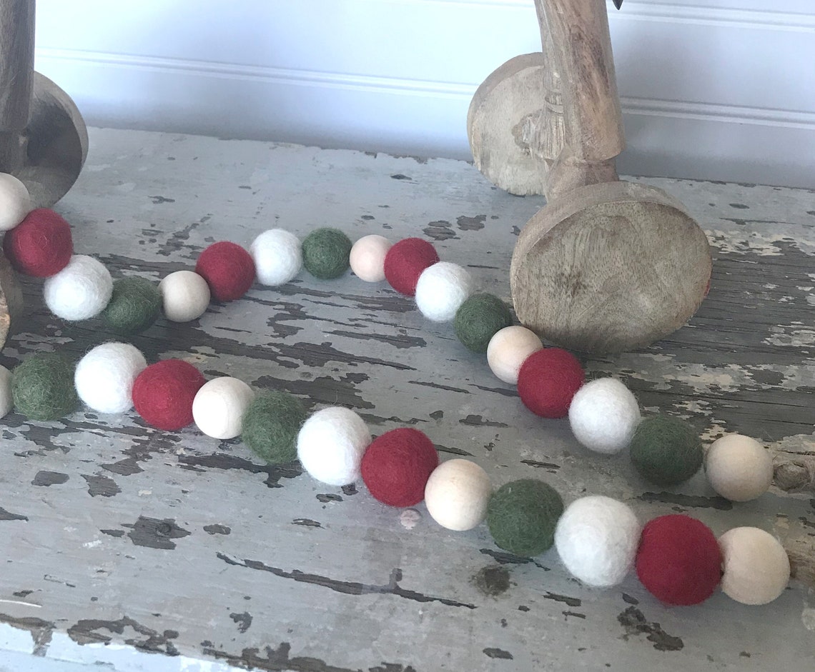 Felted Wool Farmhouse Style Decorative Garland Red/white/green ...