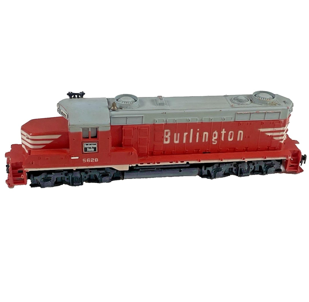 Tyco Mantua HO Scale GP20 Burlington Locomotive 5628 Vtg Red Train No ...