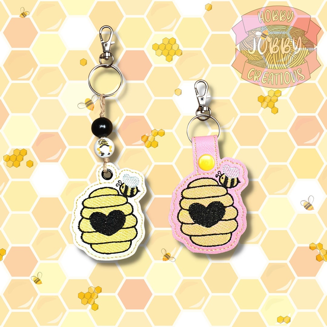 Bee on Hive Snap Tab / Eyelet in the Hoop Embroidery Design, Keychain ...