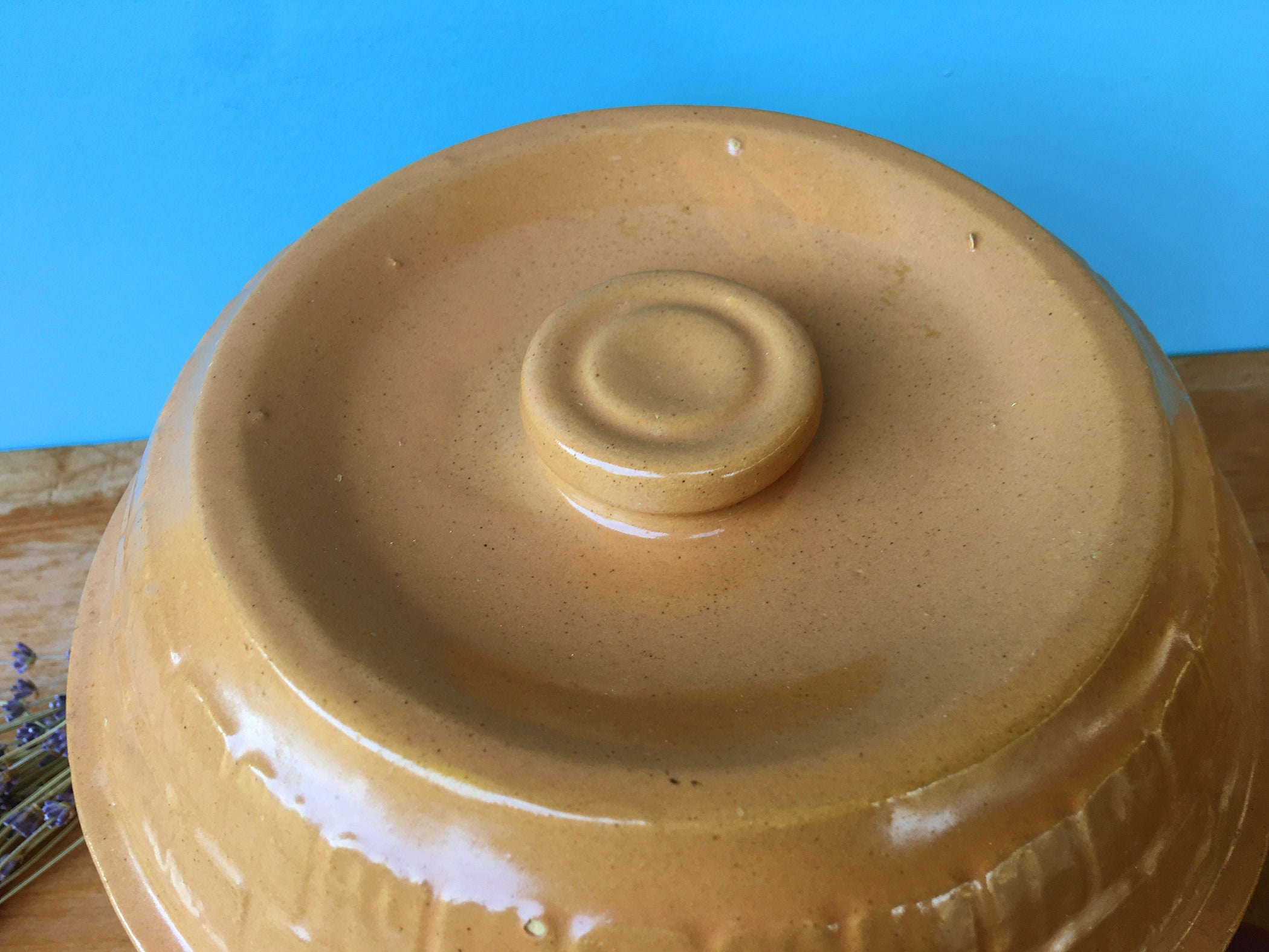 Watt Pottery 10" American Homes Mixing Bowl | Monmouth Western ...