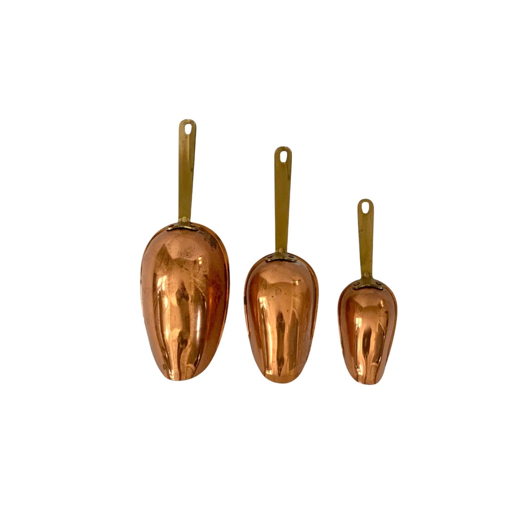 Vintage COPPER SCOOPS With Brass Handles | Set of 3 - Etsy