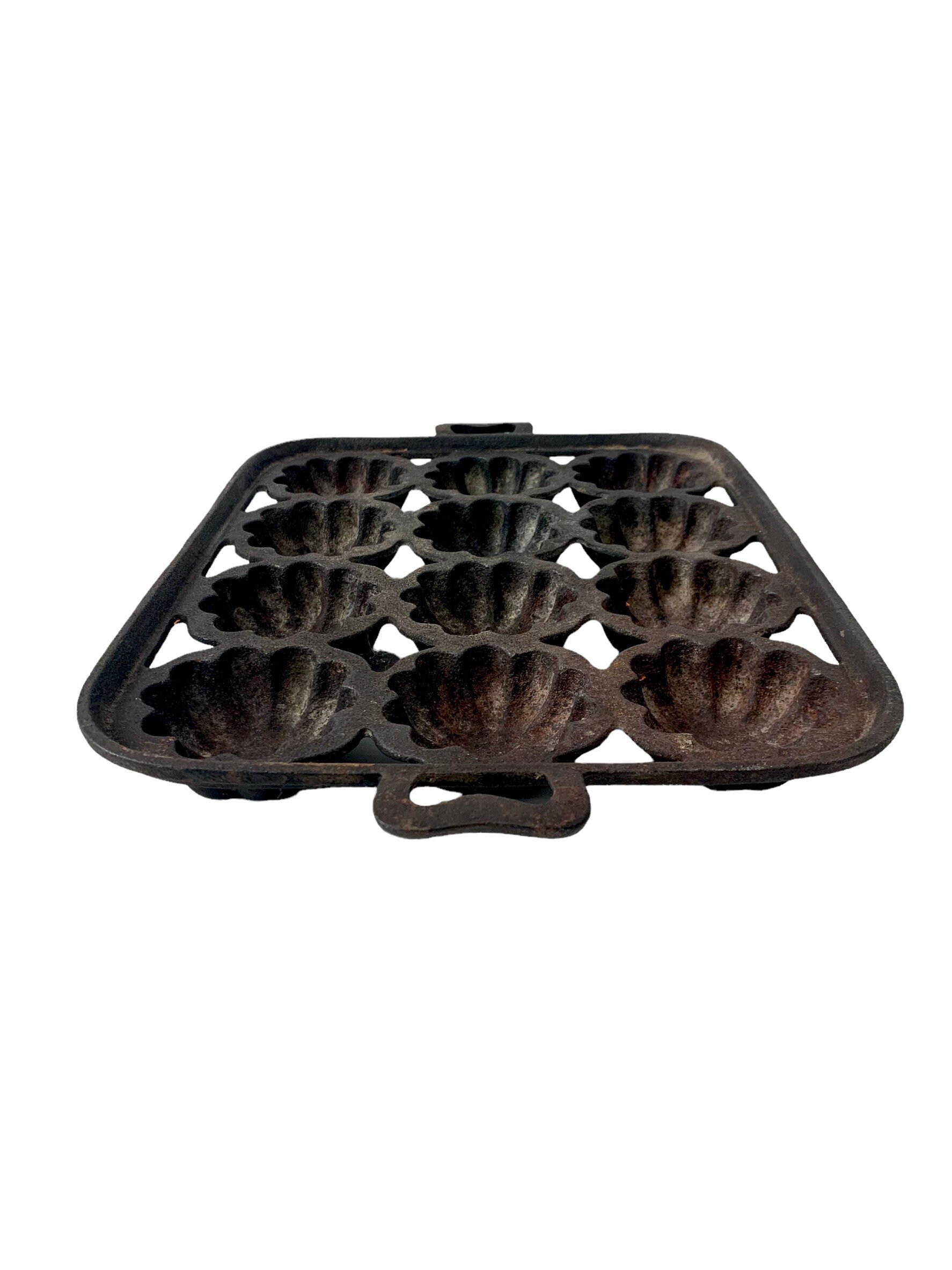 RARE Antique WAGNER WARE Cast Iron Fluted Tart Baking Muffin | 12 Forms ...