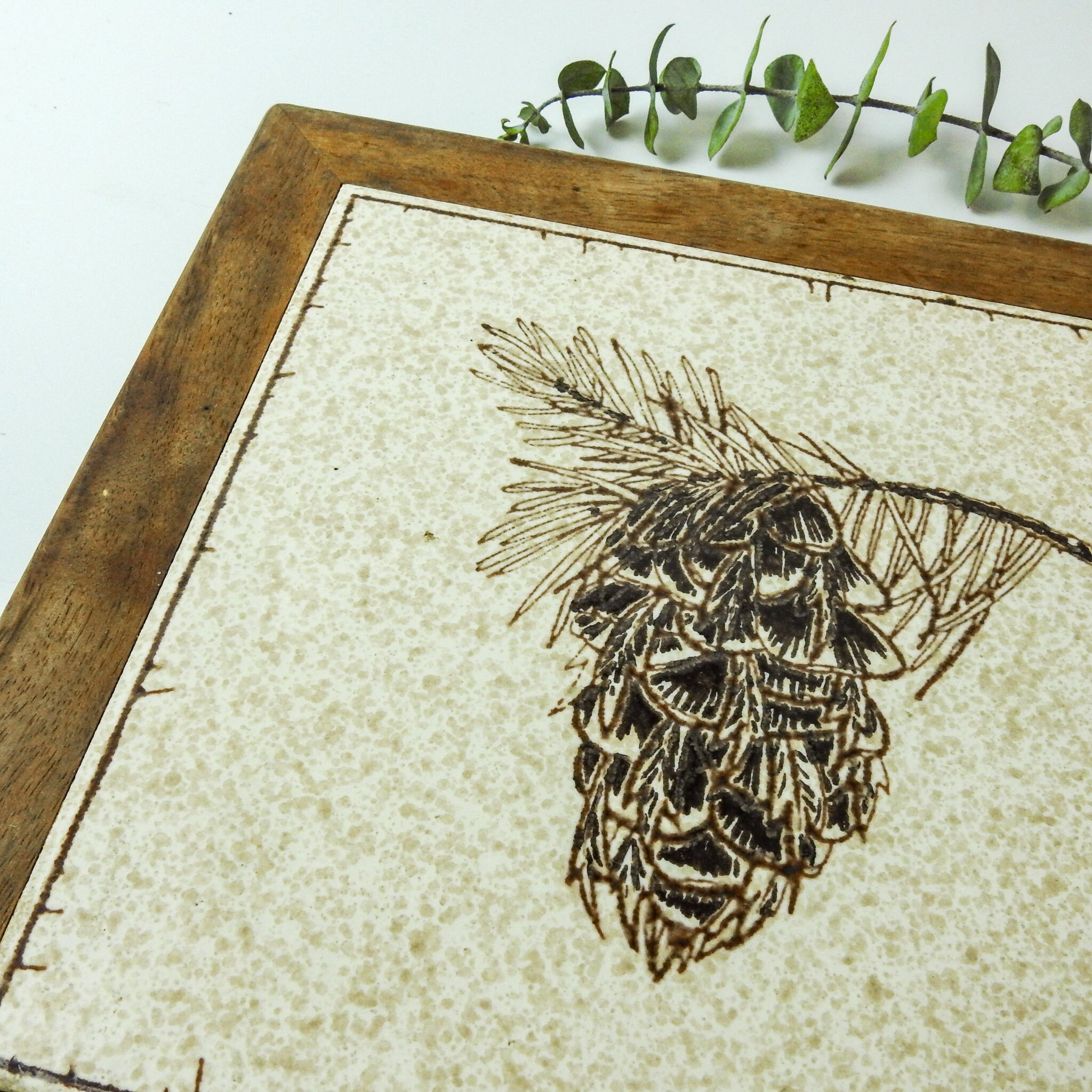Vintage Pine Cone Tile Trivet / Vintage Pine Cone Art - Etsy.de