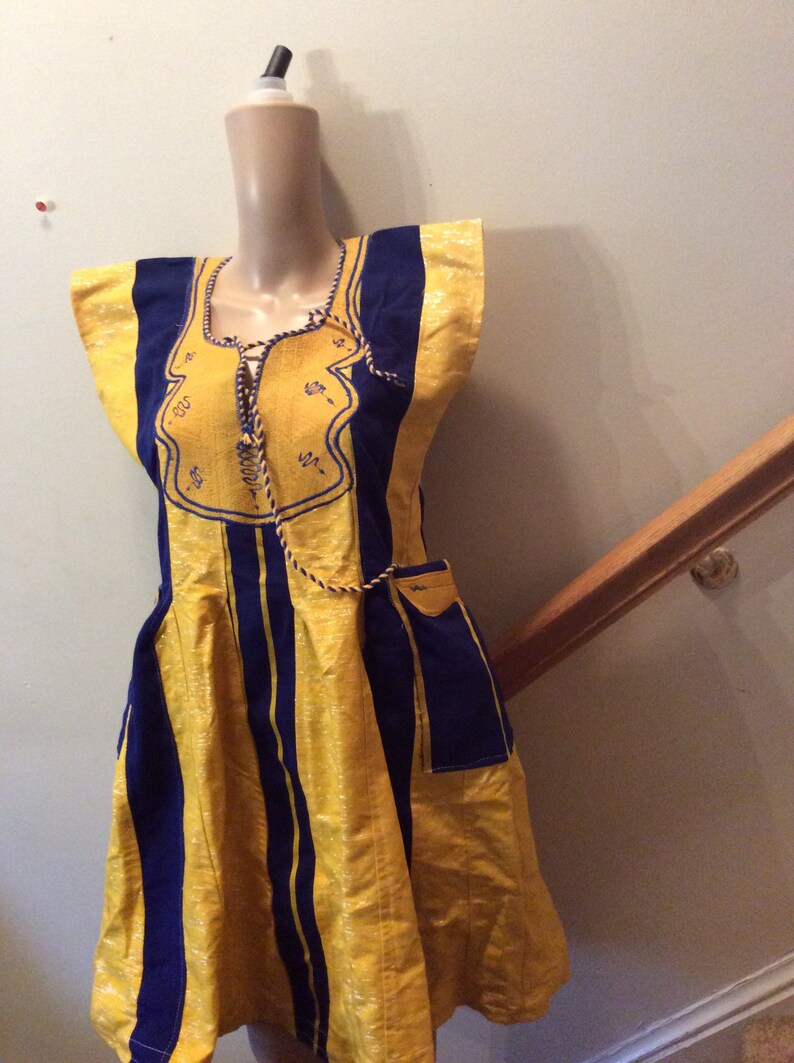 Northern Ghana Traditional Kente / Fugu/ Batakari Dress. L - Etsy