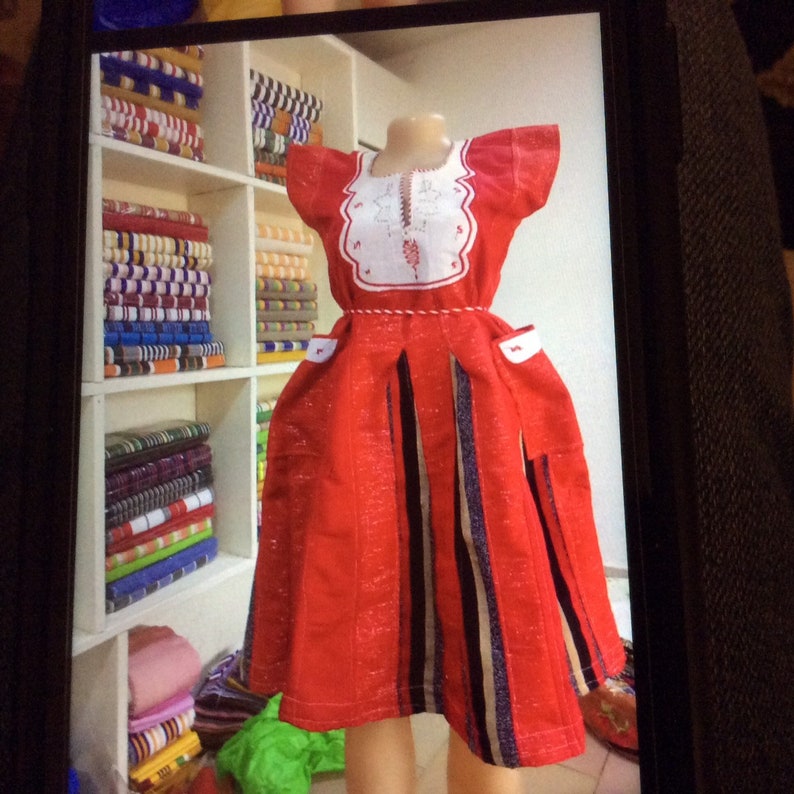 Northern Ghana Kente/fugu/ Batakari Fabric/embroidered Split Neckline ...