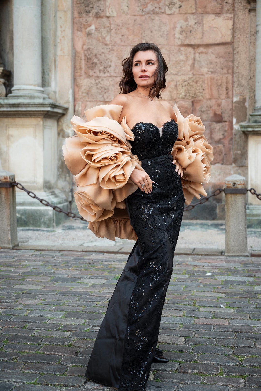 Gold 3D Rose Cape, Cocktail Capelet, Volumetric Floral Organza Cloak ...