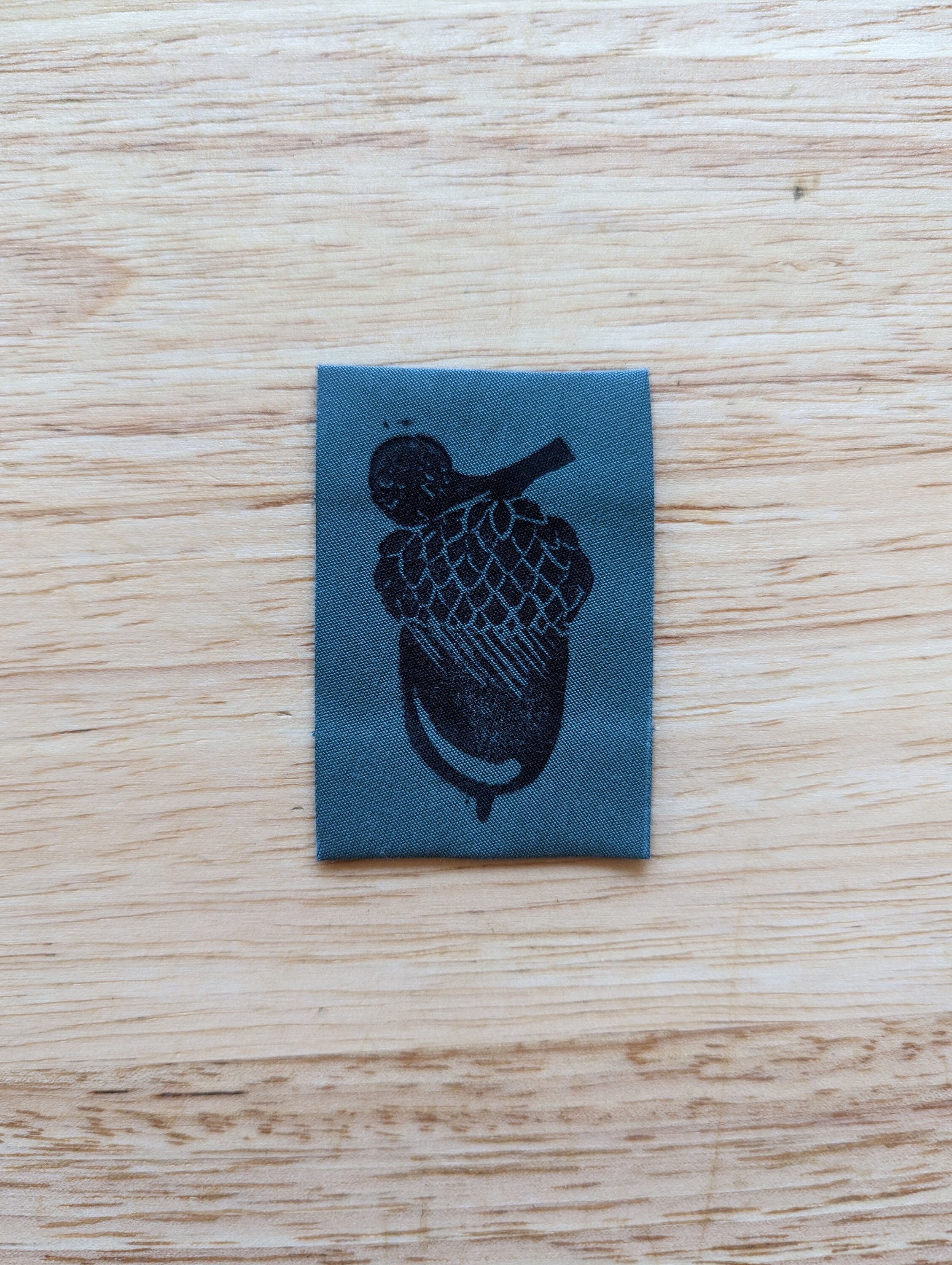 Green White Oak Acorn Iron-on Patch - Linocut Print - Etsy