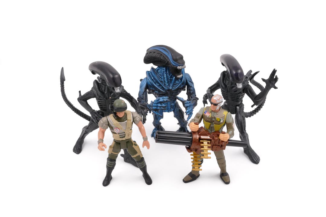 Lot of 5 Vintage 1990s Kenner Aliens Action Figures - Warrior Aliens ...