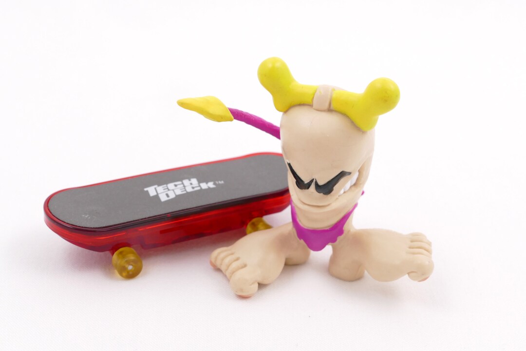 2002 Tech Deck Dude Hot Feet Ralph Magnetic Skateboarding Figure Toy ...
