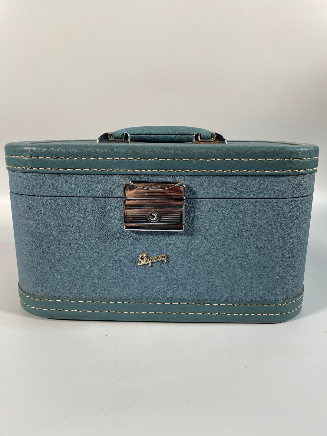 1960s Blue Skyway Train Case - Etsy