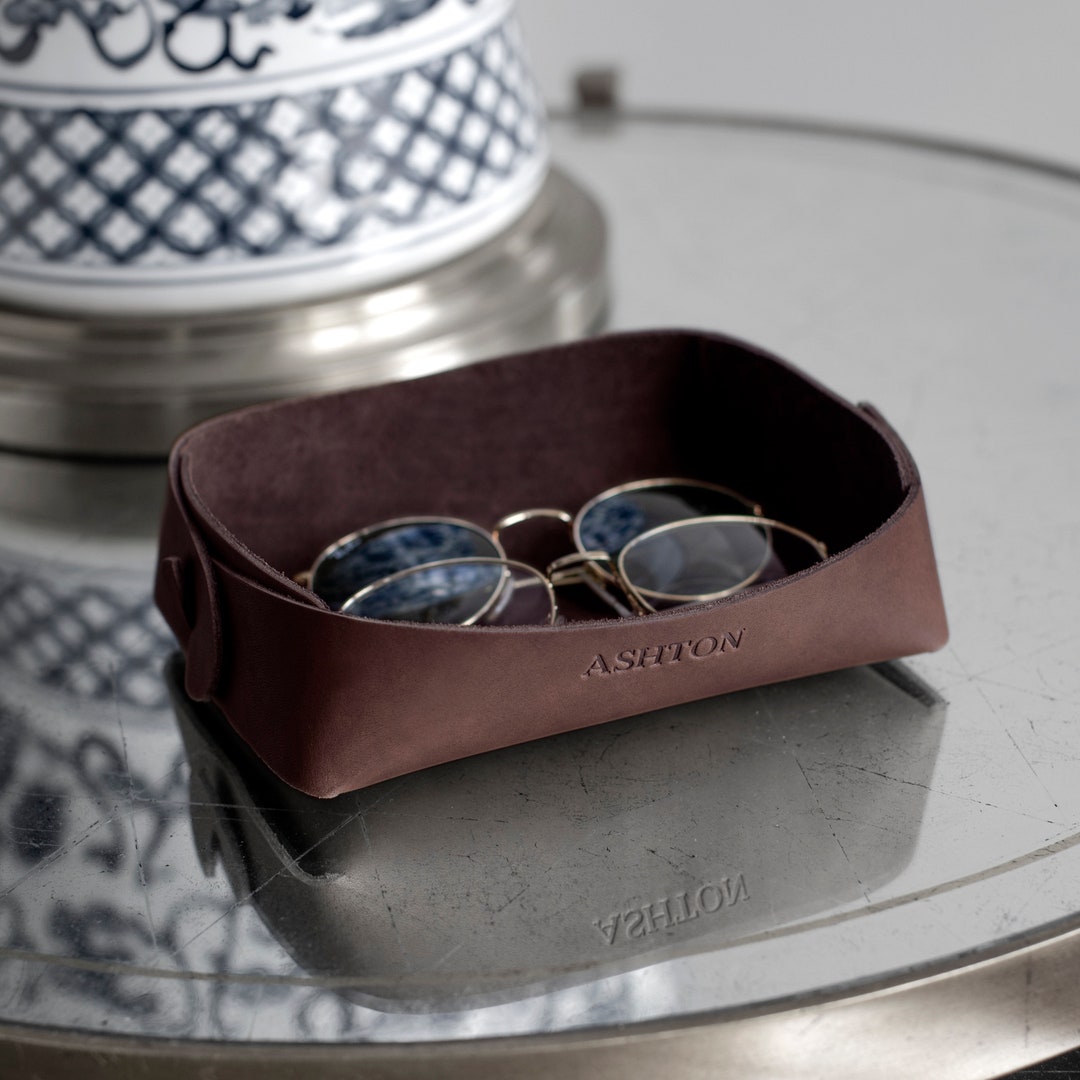 Personalized Leather Valet Tray: Minimalist Desk Organizer, Made in USA ...