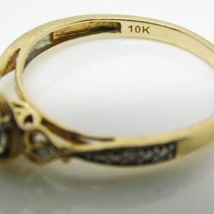 10K Yellow Gold Ring With Cluster of Accent Diamonds Size 7 - X7841 - Etsy