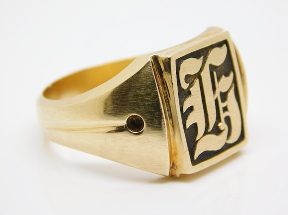 14k Yellow Gold Vintage Old English "H" Signet Ring S… - Gem