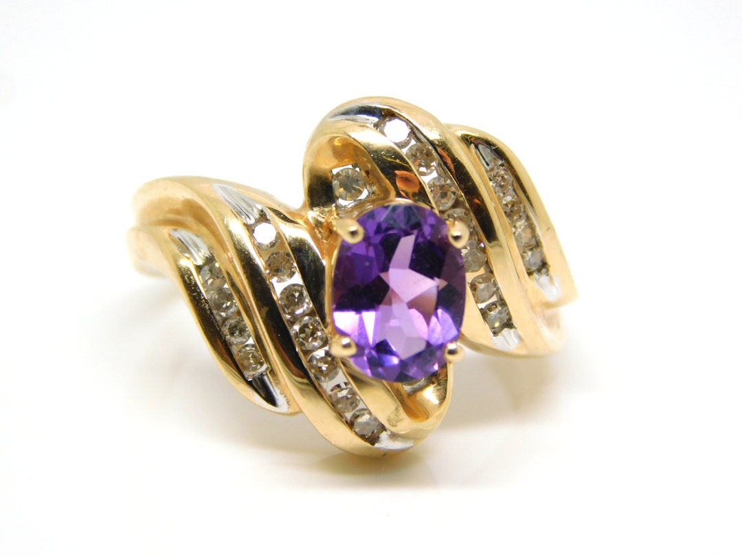 14K Yellow Gold Ring With Oval Cut Amethyst and Diamonds Size 6.75 ...