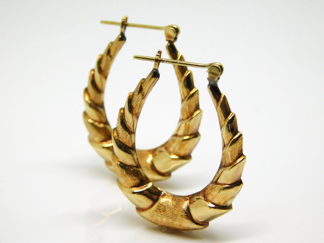 10K Yellow Gold Shrimp Hoop Earrings - X9237 - Etsy