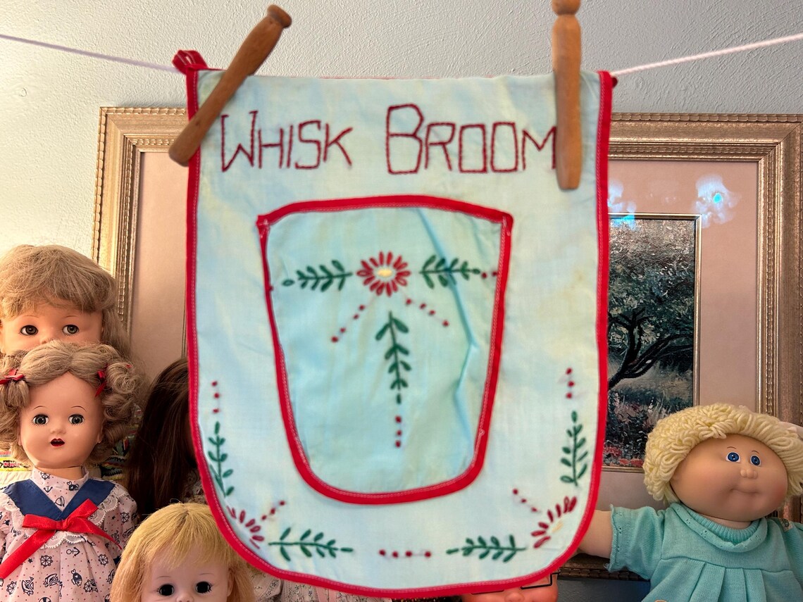Wisk Broom Pocket for Your Apron, Vintage Linens - Etsy