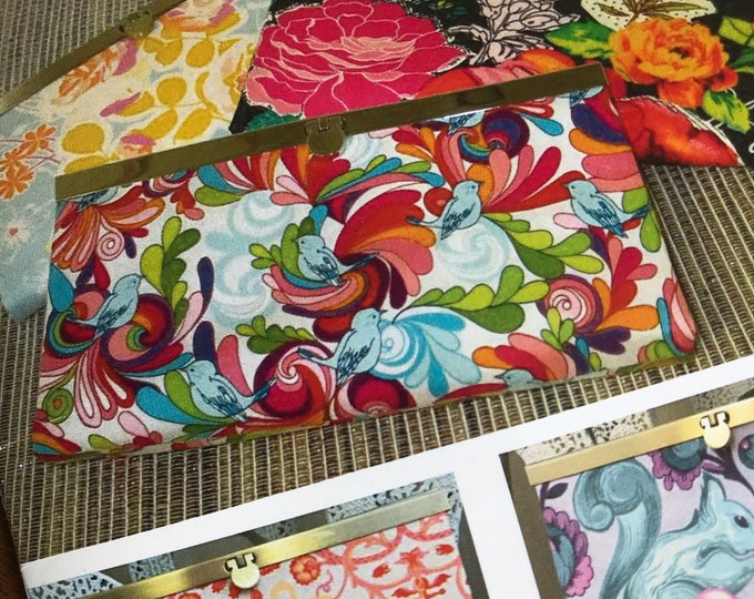 Diva Frame Wallet Pattern and 8 Inch Frame - Etsy