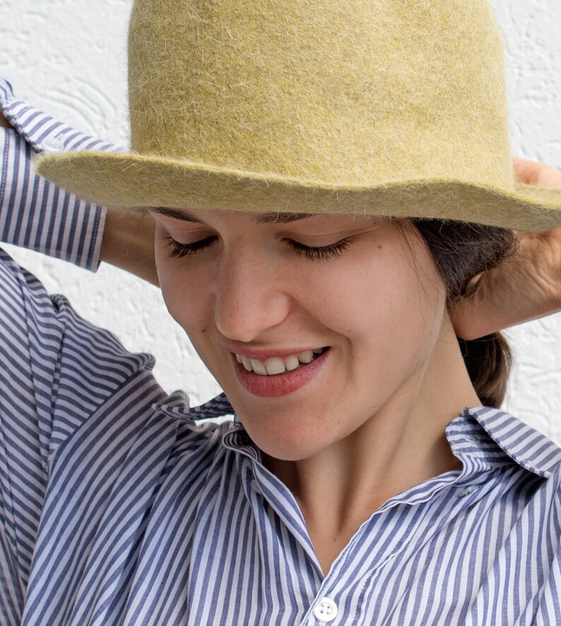Light Crumple Hat Made of Fine Graver Hair in a Rustic Look, Puristic ...