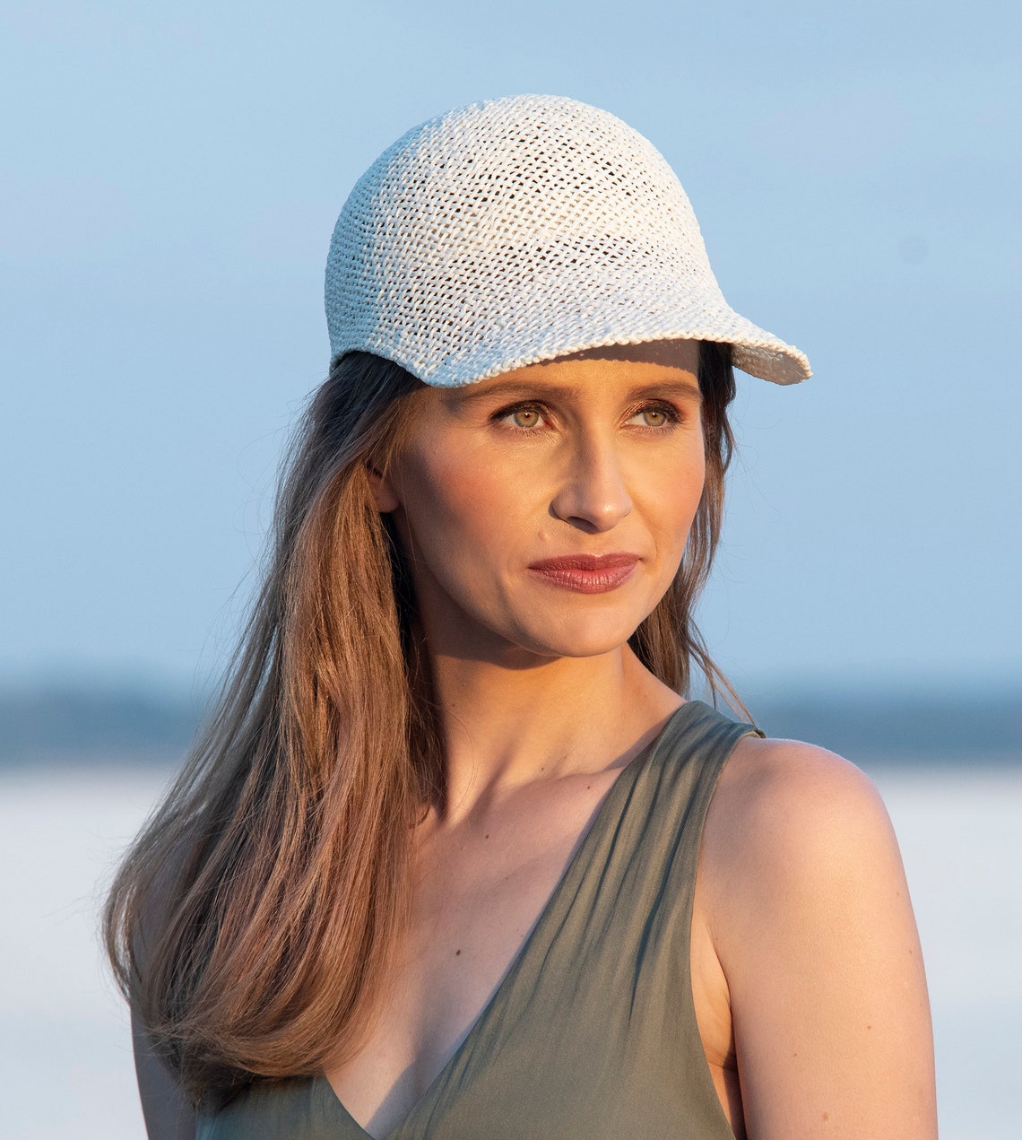 Light Sporty Summer Cap With Visor for Her/him in Elegant Design ...