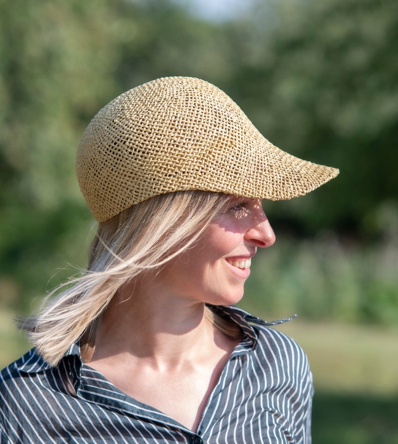 Light Sporty Summer Cap With Peak for Her/him in Elegant Design ...
