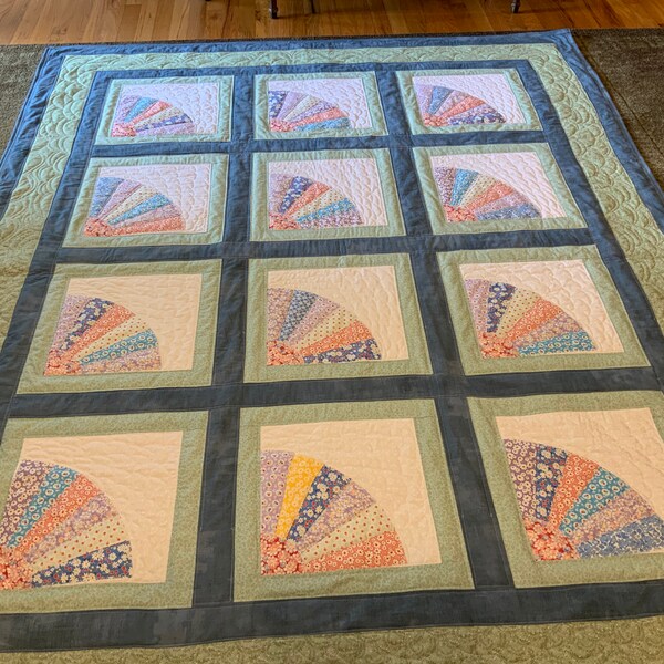 Vintage Fan Quilt - Etsy