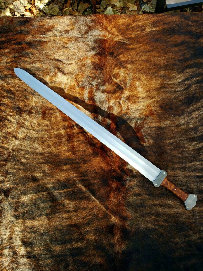 Custom Handmade Full Tang Viking Sword in 5160 Spring Steel - Etsy