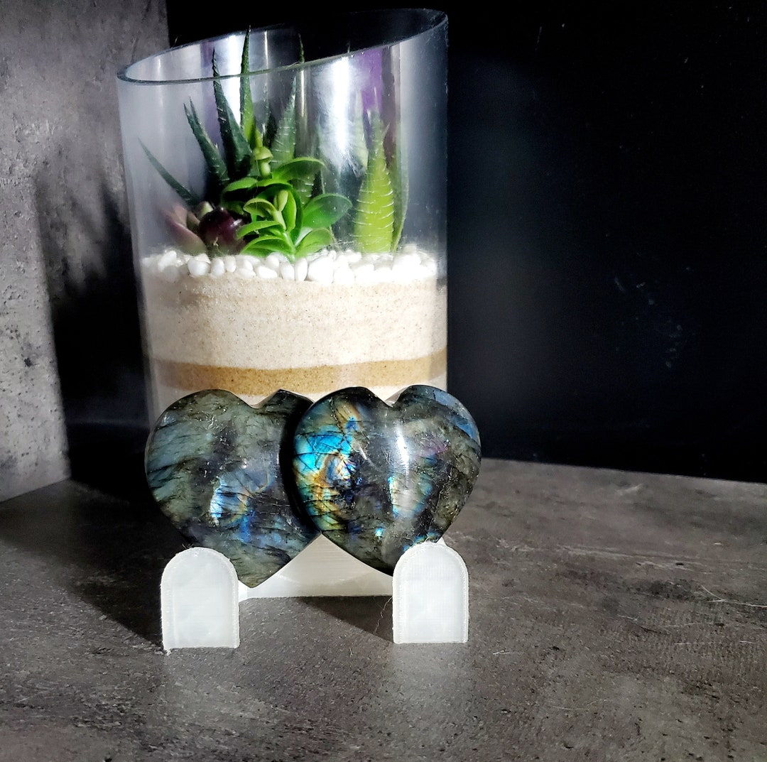 Labradorite Friendship Hearts With 3D Printed Custom-made Display Stand ...