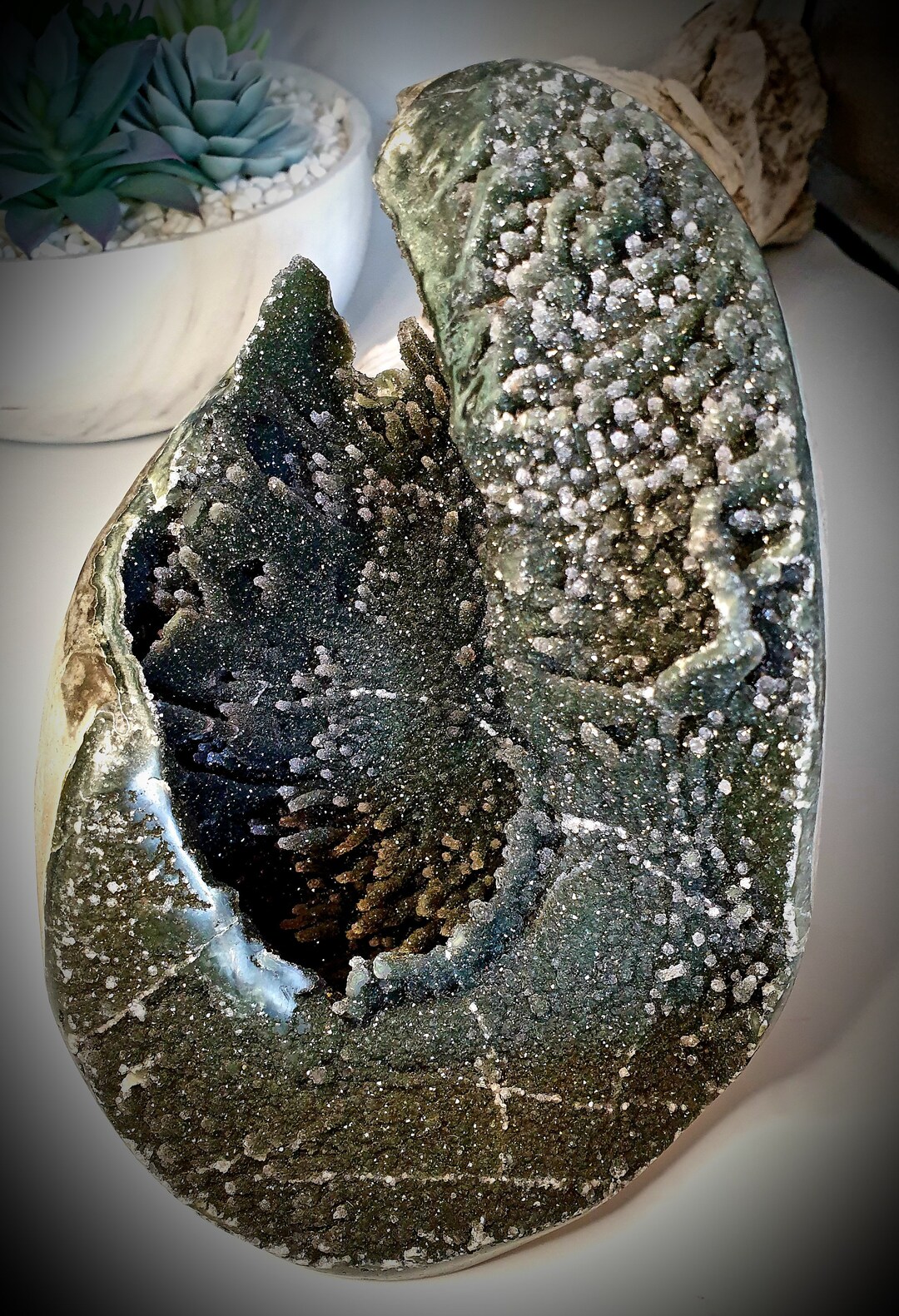 Uruguay Black Amethyst Geode | Unique Stalactites Formations | 2 Kg ...