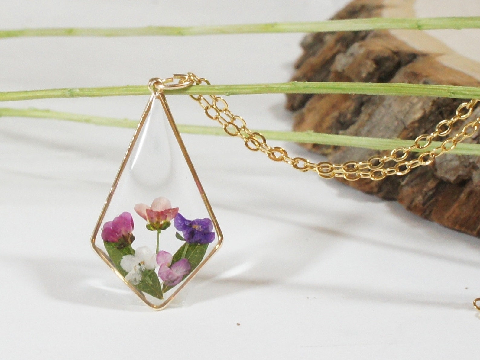 Tiny Pressed Flower Rhombus Necklace Gift for Her Alyssum - Etsy