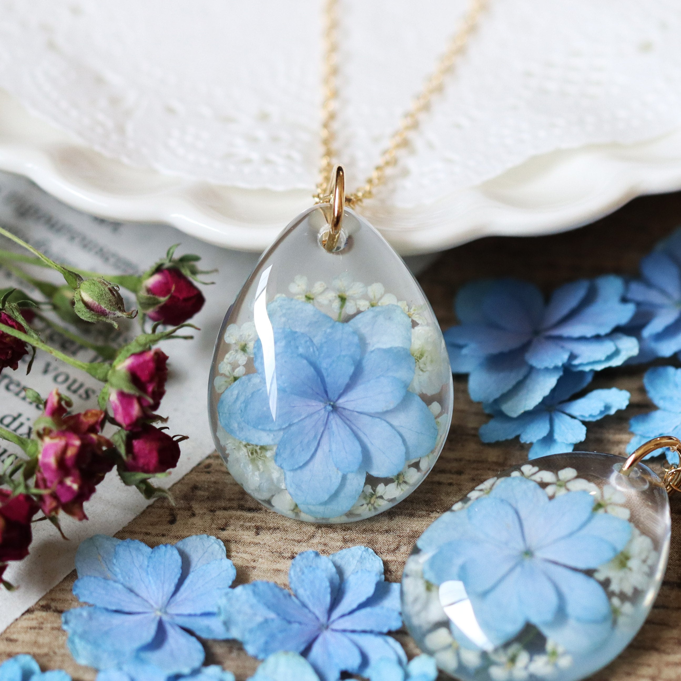 Hydrangea Necklace, Pressed Flowers Necklace, Resin Necklace, Hydrangea ...