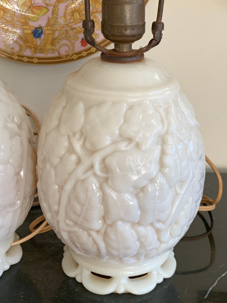 Vintage Aladin Alacite Oak Leaf Electric Table Lamps With - Etsy