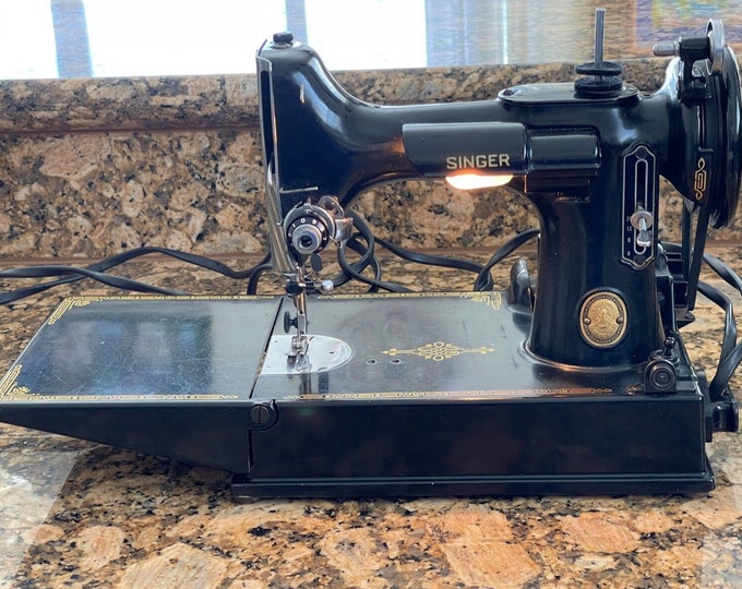 The Singer Manufacturing Co 100-110 Volts Domestic Sewing Machine in ...