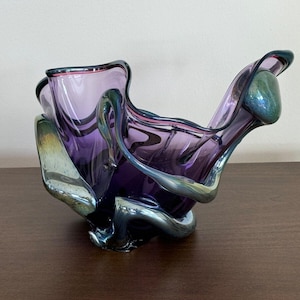 Vintage 1977 Artist Signed Art Glass Handkerchief Decorative Bowl ...