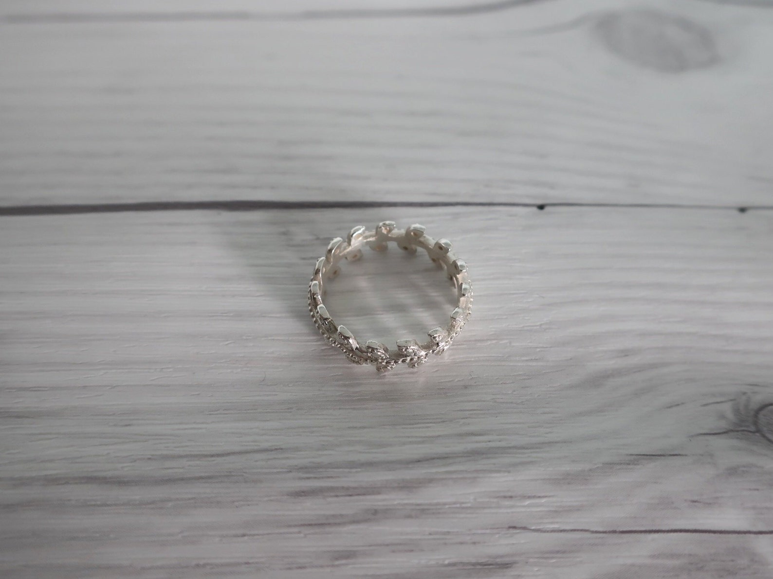 Sterling Silver Laurel Ring Sterling Silver Layering Ring | Etsy