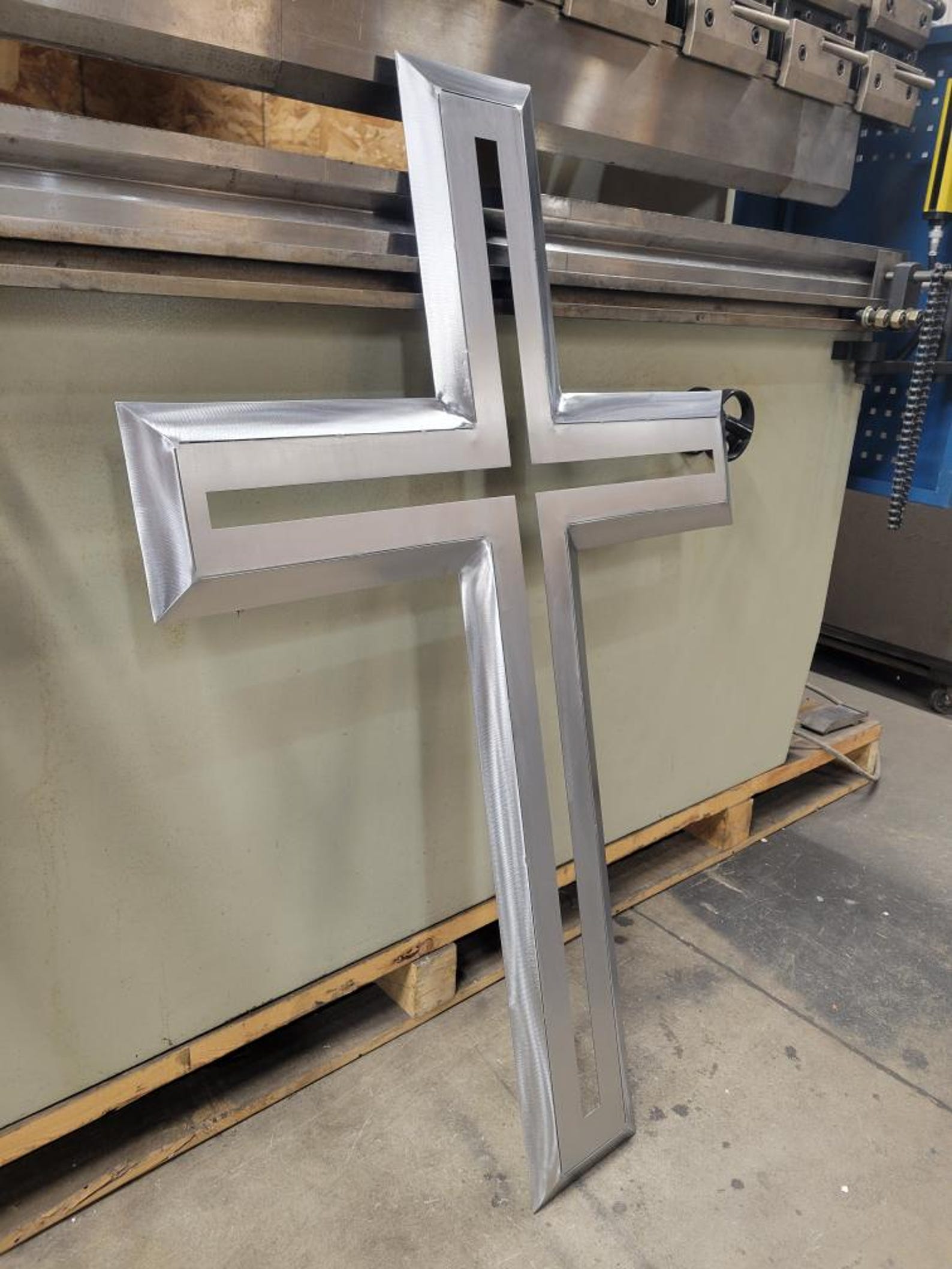 Metal Cross - 3D - Etsy