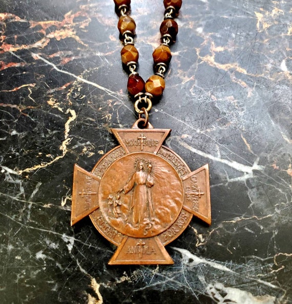 Copper 18th century Jesuit missionary cross medal nec… - Gem