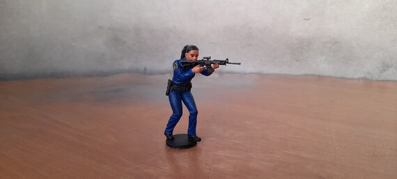 Policewoman With M16 US Police NYPD Model Miniature Figure | Etsy
