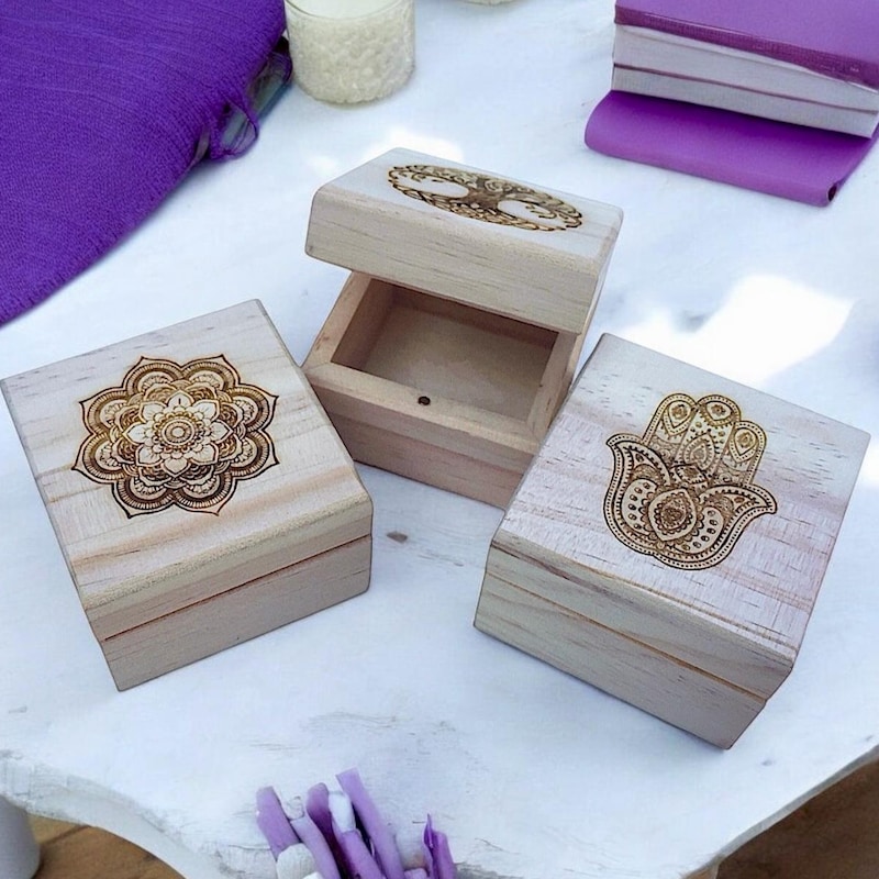 Small Wooden Symbol - Etsy UK