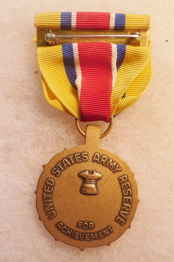 Army Reserve Components Achievement Medal