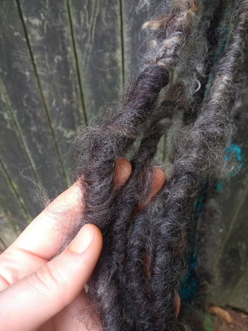 Super Bulky Single Ply Art Yarn, Soft Chunky Squishy Texture Gray Wool ...