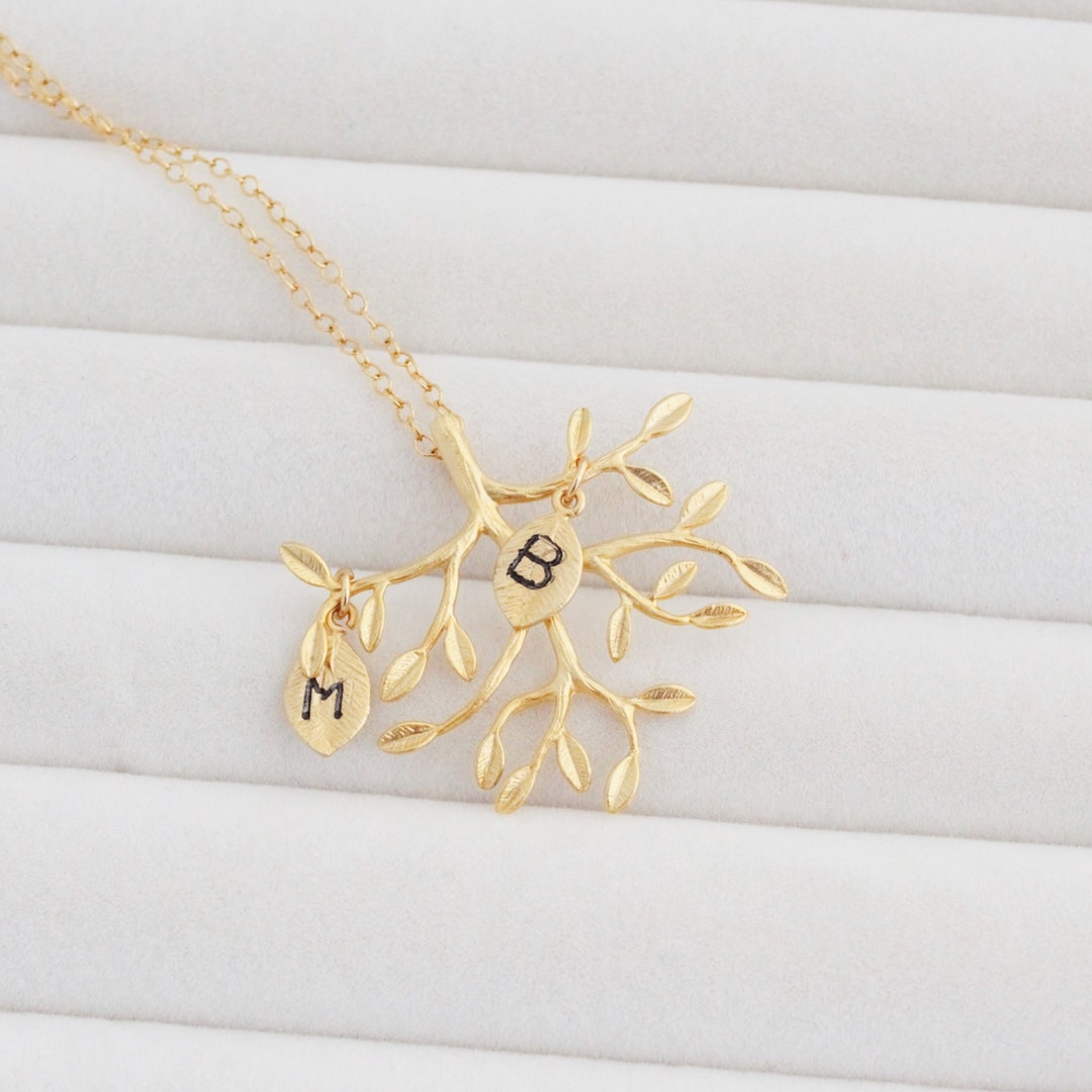 Personalized Gold Family Tree Necklace With Custom Initial - Etsy