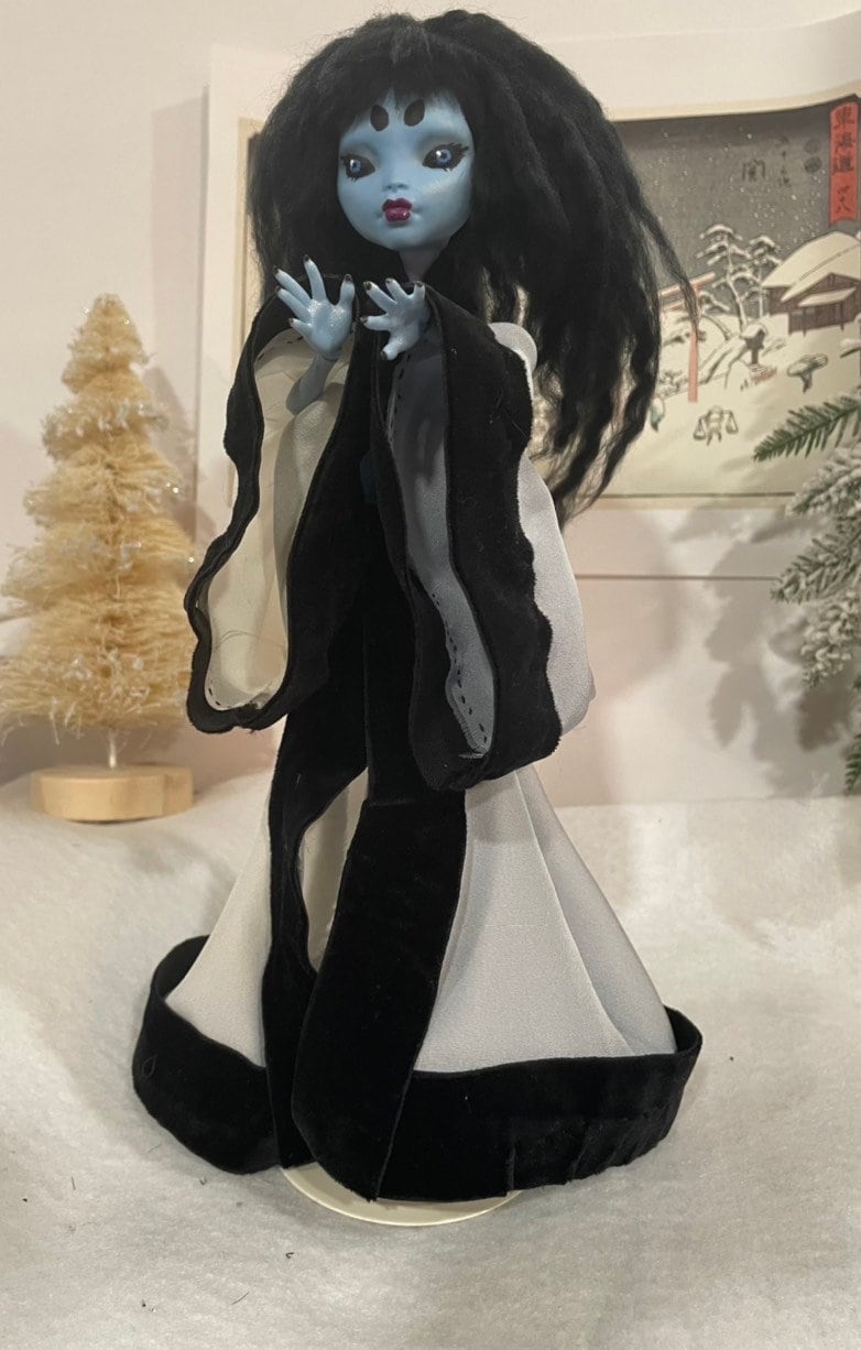 Yokai Doll Repaint YUKI Onna/snow Woman - Etsy