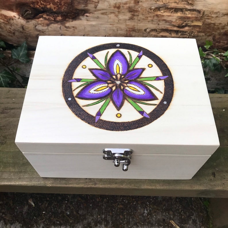 Personalised Iris Floral Deep Wooden Box Unique Pyrography - Etsy UK